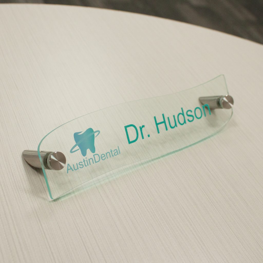 Clear Acrylic Desk Name Plates in Unique Wave Shape - NapNameplates